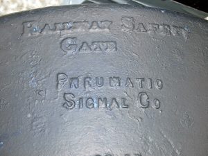 Railroad Crossing Gates & Signals – Whippany Railway Museum