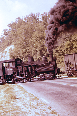 Remembering Earle Richard Henriquez-Gil, Sr – Whippany Railway Museum